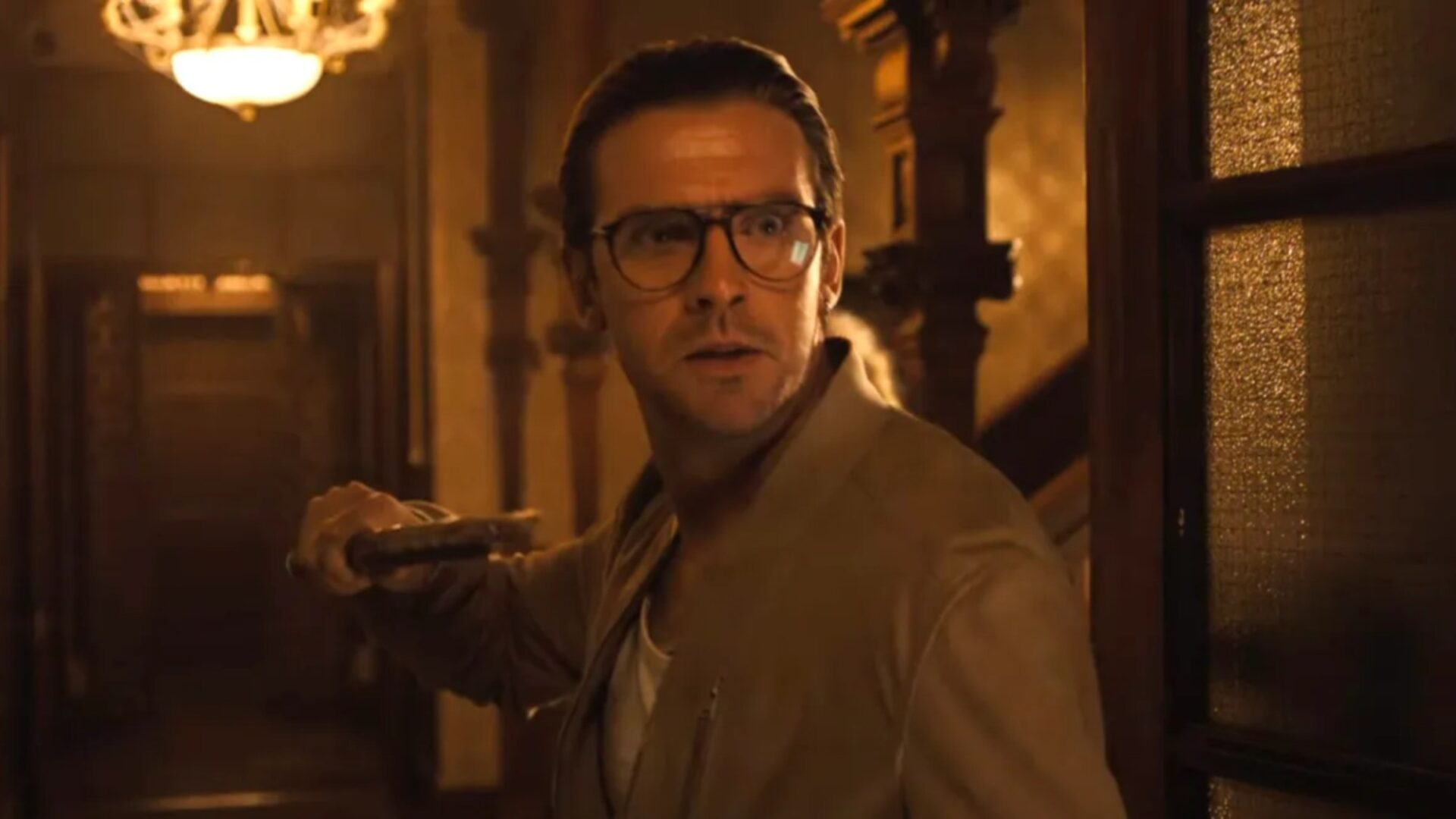 The Gorge: Novo filme de terror promete reviravolta em monstro clássico ...