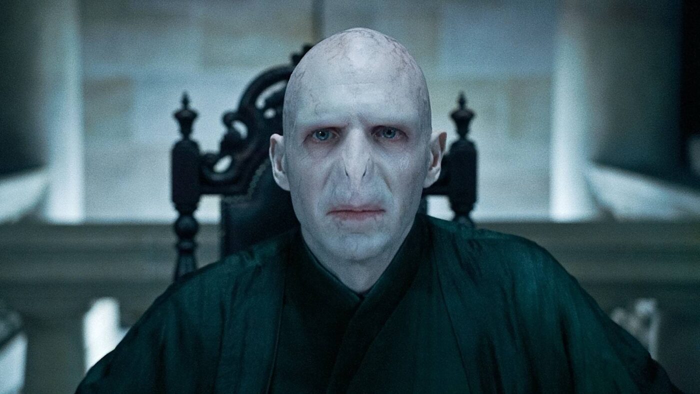 Ralph Fiennes Responde Rumores do Elenco de 'Harry Potter' da HBO ...
