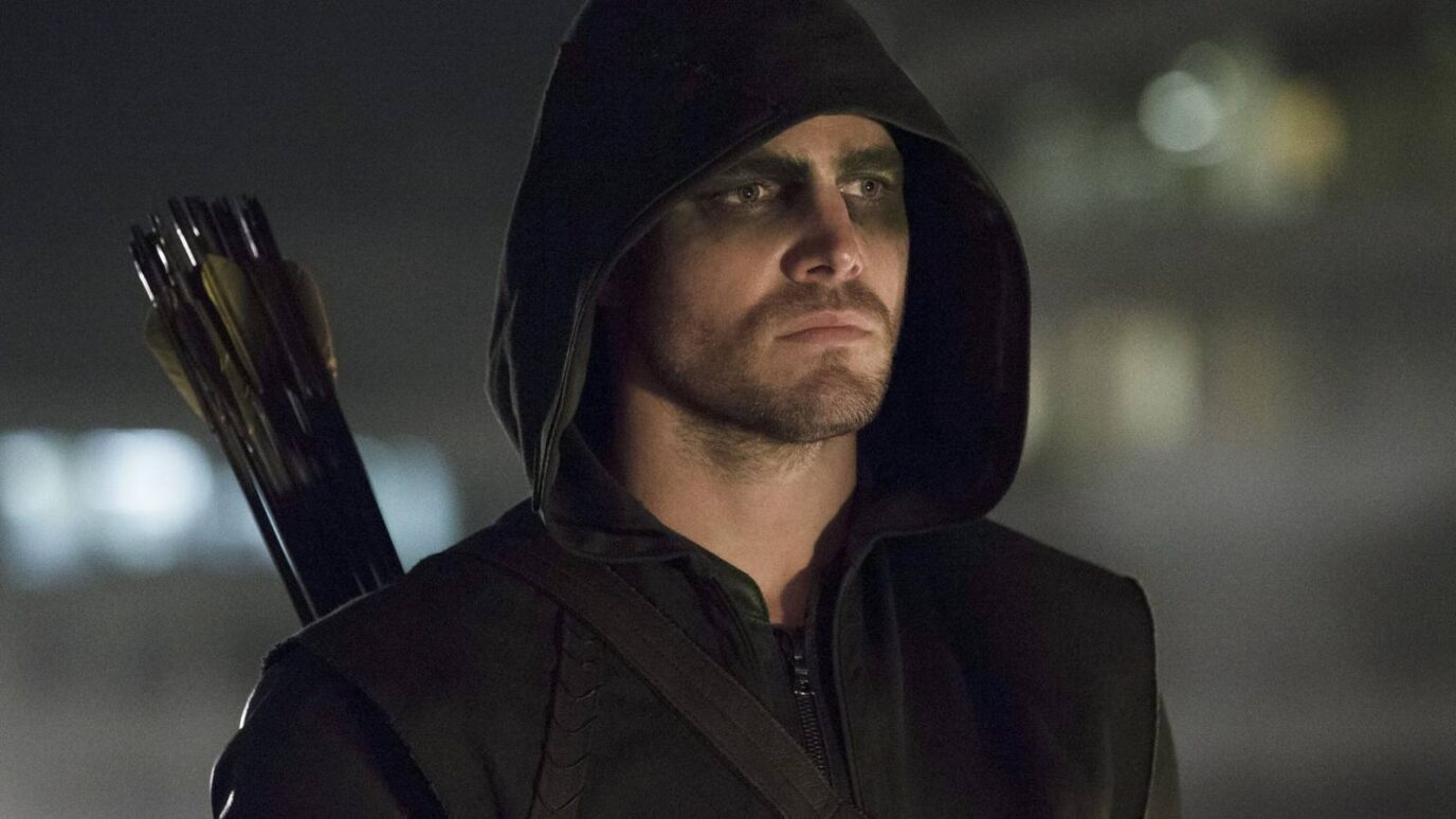 Arrowverse: Final de Oliver Queen é criticado por fãs e críticos