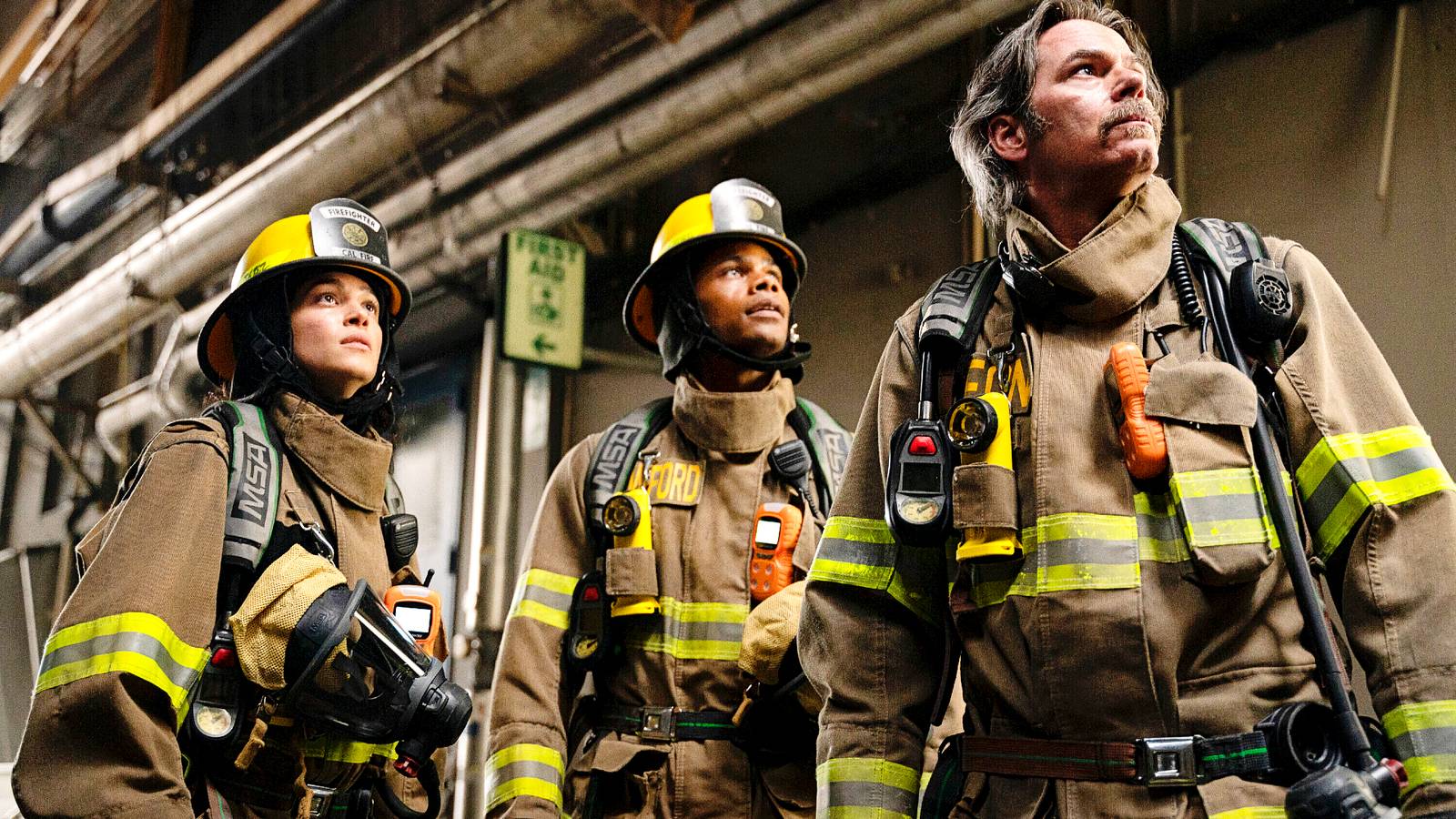 Fire Country: Entenda as saídas de elenco na 4ª temporada