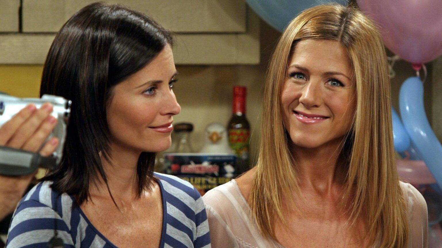 Friends: Rachel Green é uma personagem terrível, mas evolui