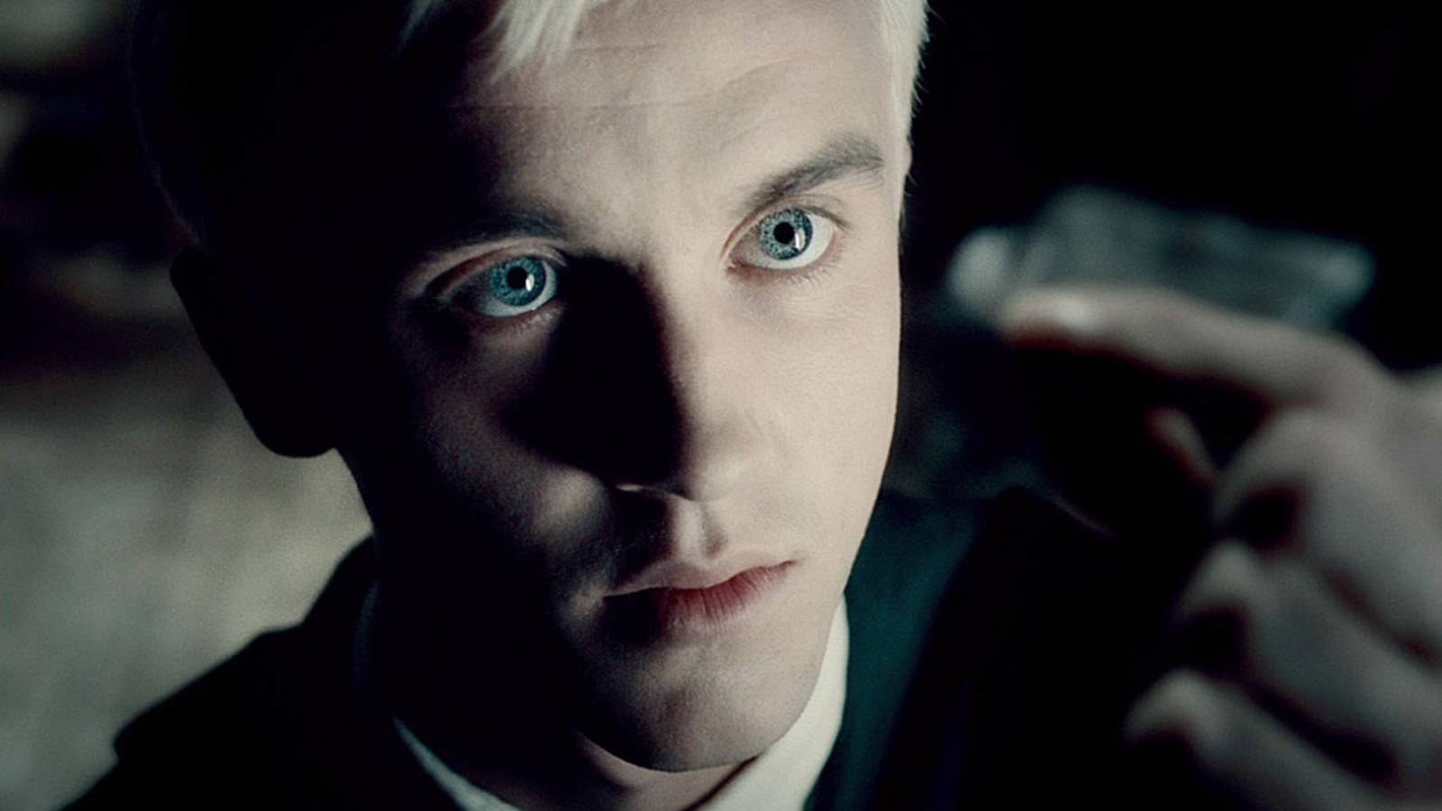 Tom Felton Retorna como Draco Malfoy em "Cursed Child" com Aplausos ...
